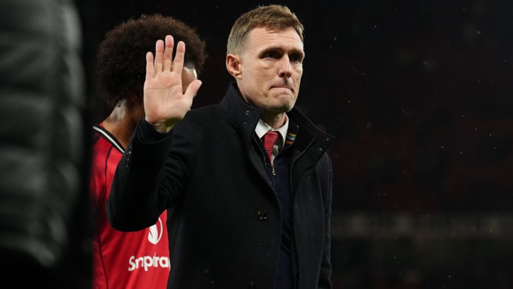 Darren Fletcher urges Man Utd players not to waste the season after FA ...